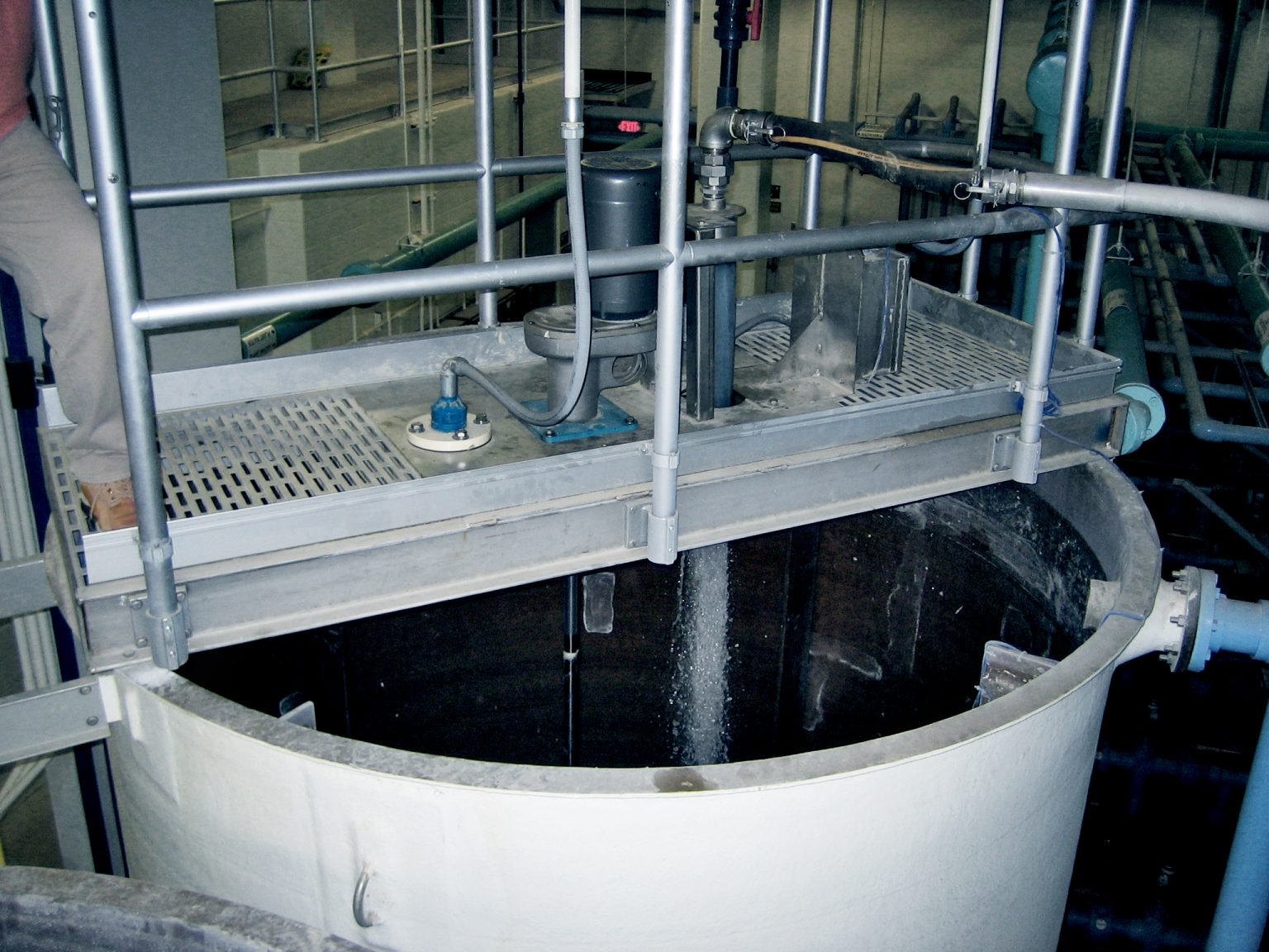 A Guide to Selecting and Configuring Portable Mixers - Empowering Pumps ...