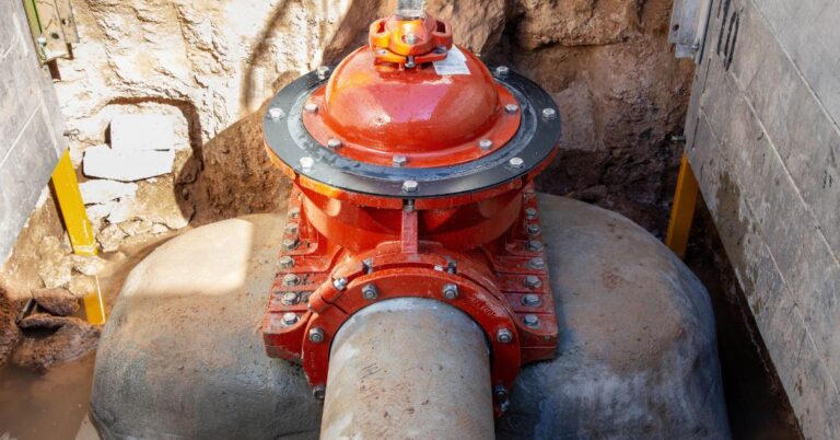 City of Phoenix Uses the PermaSeal Insertion Valve for More Efficient ...